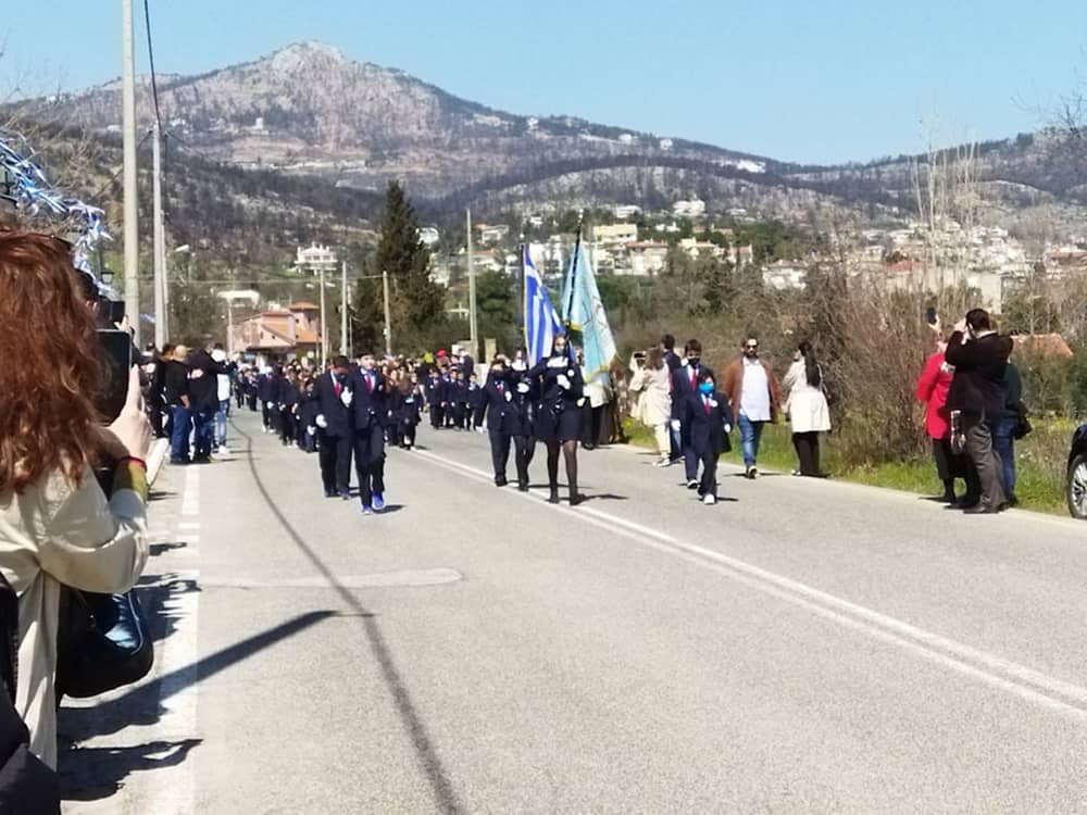 Οι μαθητές μας τίμησαν την Εθνική Εορτή της 25ης Μαρτίου 1821 ...