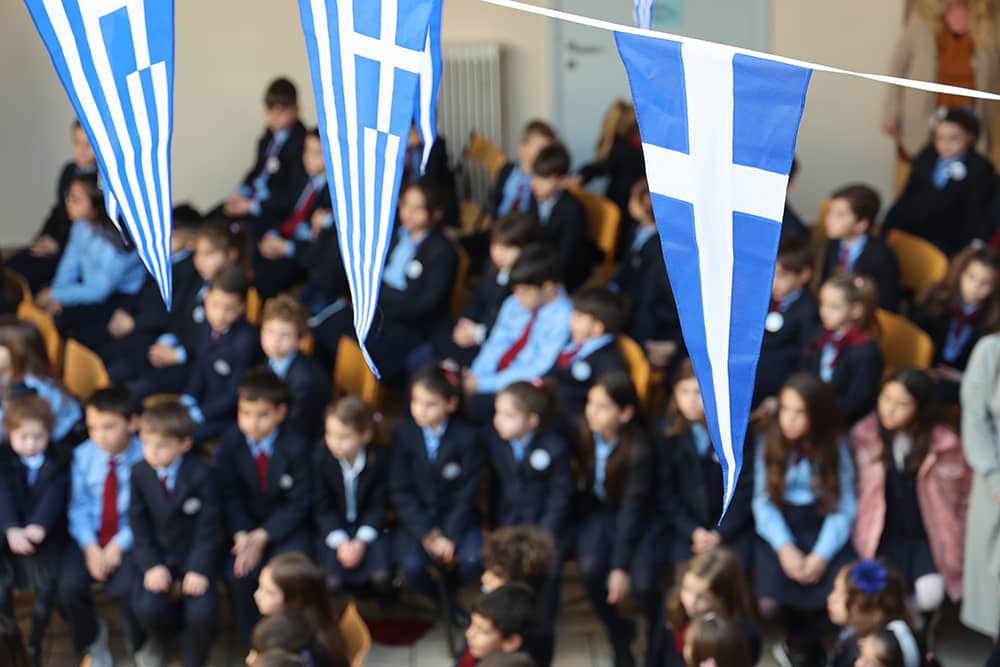 Οι μαθητές μας τίμησαν την Εθνική Εορτή της 25ης Μαρτίου 1821 ...